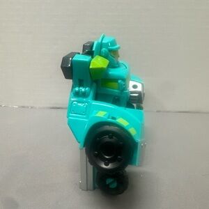 Playskool | Toys | Transformers Rescue Bots Hoist Flat Bed Truck ...